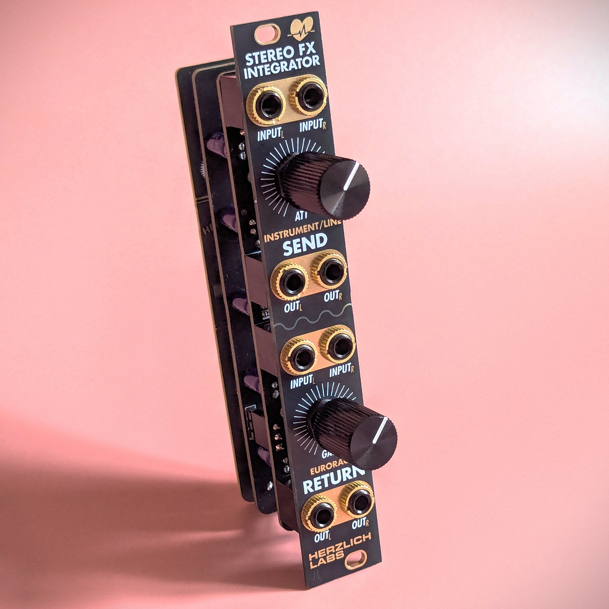 Stereo FX Integrator / SFXI - 4hp - stereo Eurorack-to-instrument leve ...